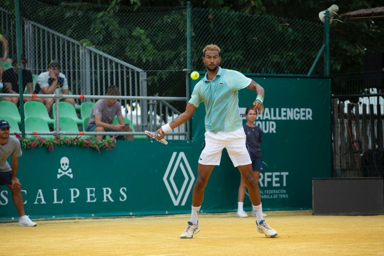 Tennis. Séville (CH) - Hemery a rejoint Royer en demies, Hugo Gaston en feu ! - TennisActu